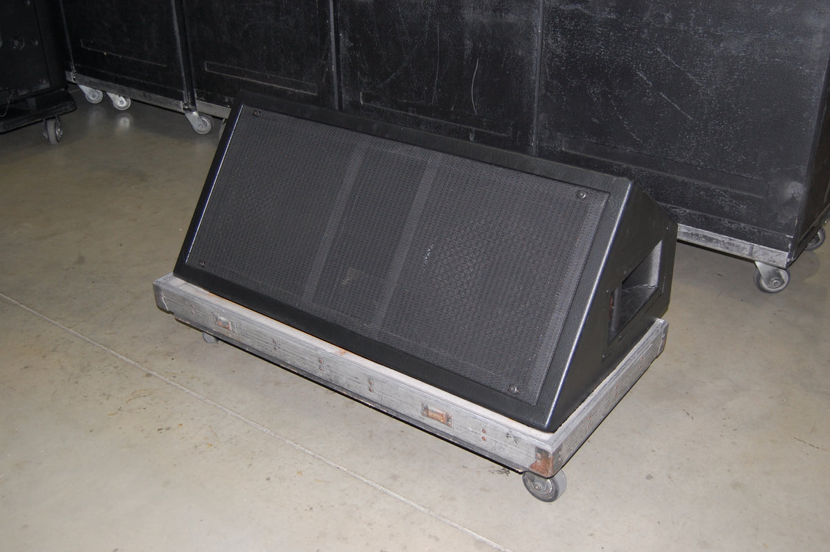 Clair LP-1215 speaker enclosure – AudioRent Clair