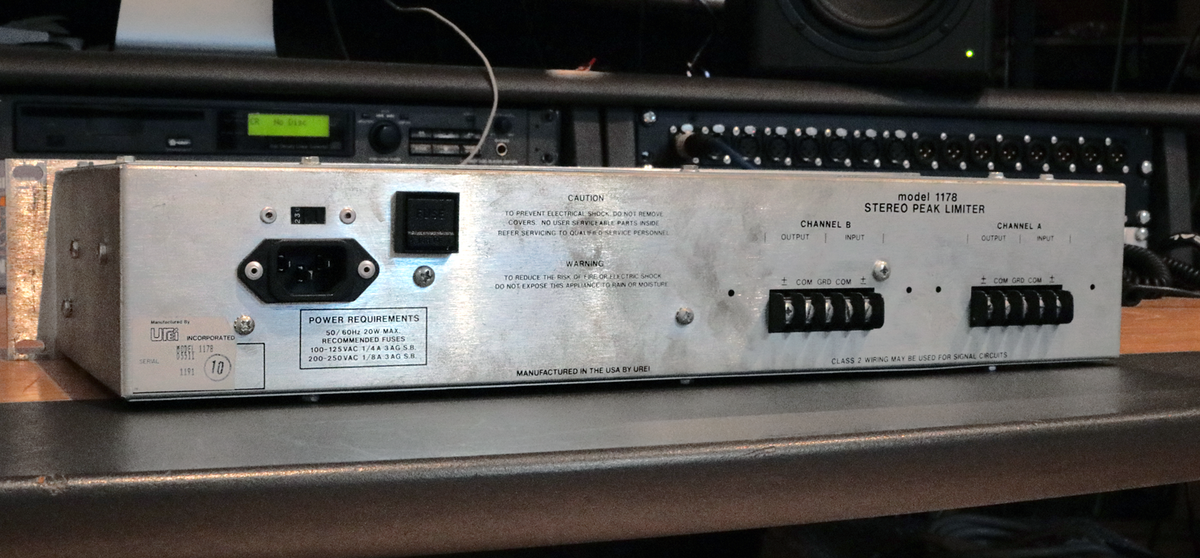 Urei 1178 Dual Compressor/Limiter – AudioRent Clair